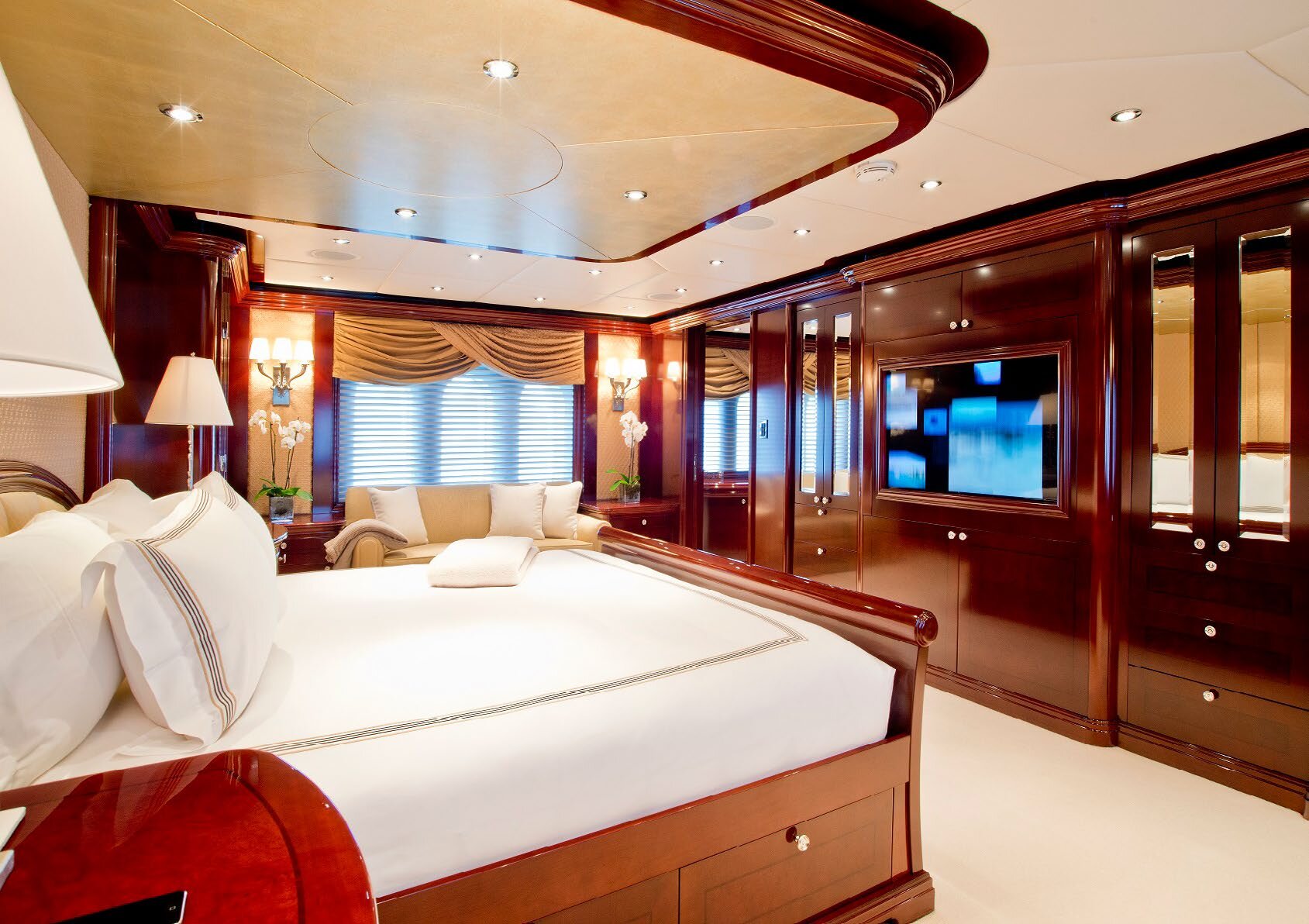 La Dea II Yacht Charter – Luxury 49m Superyacht by Trinity Yachts