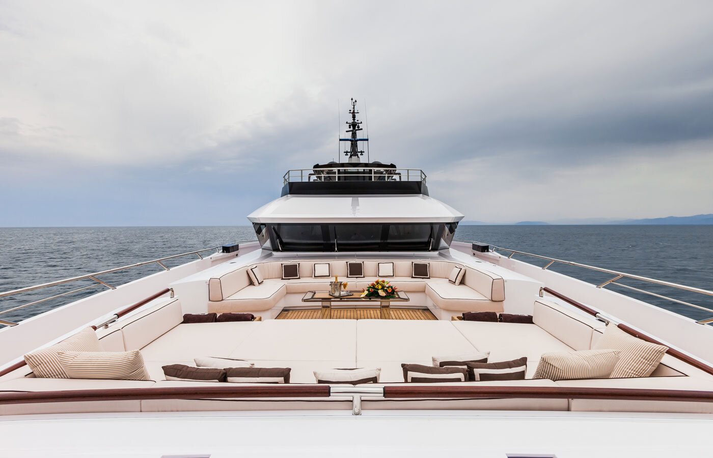 Parillion Yacht Charter – Luxury 48m Superyacht by Rossinavi