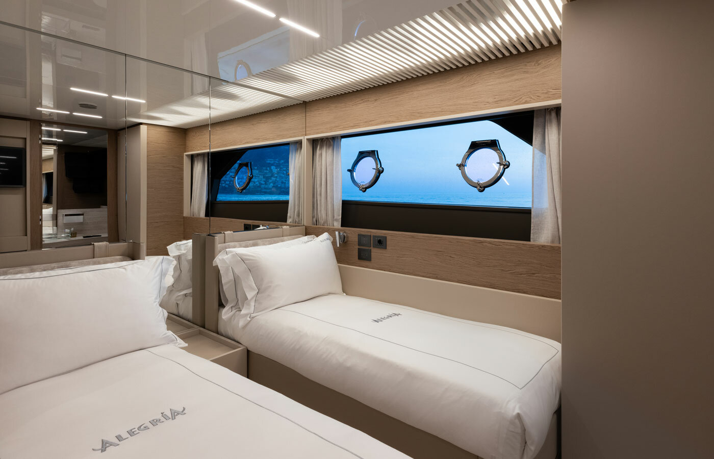 Alegria II Yacht Charter – Luxury 28m Superyacht by Ferretti